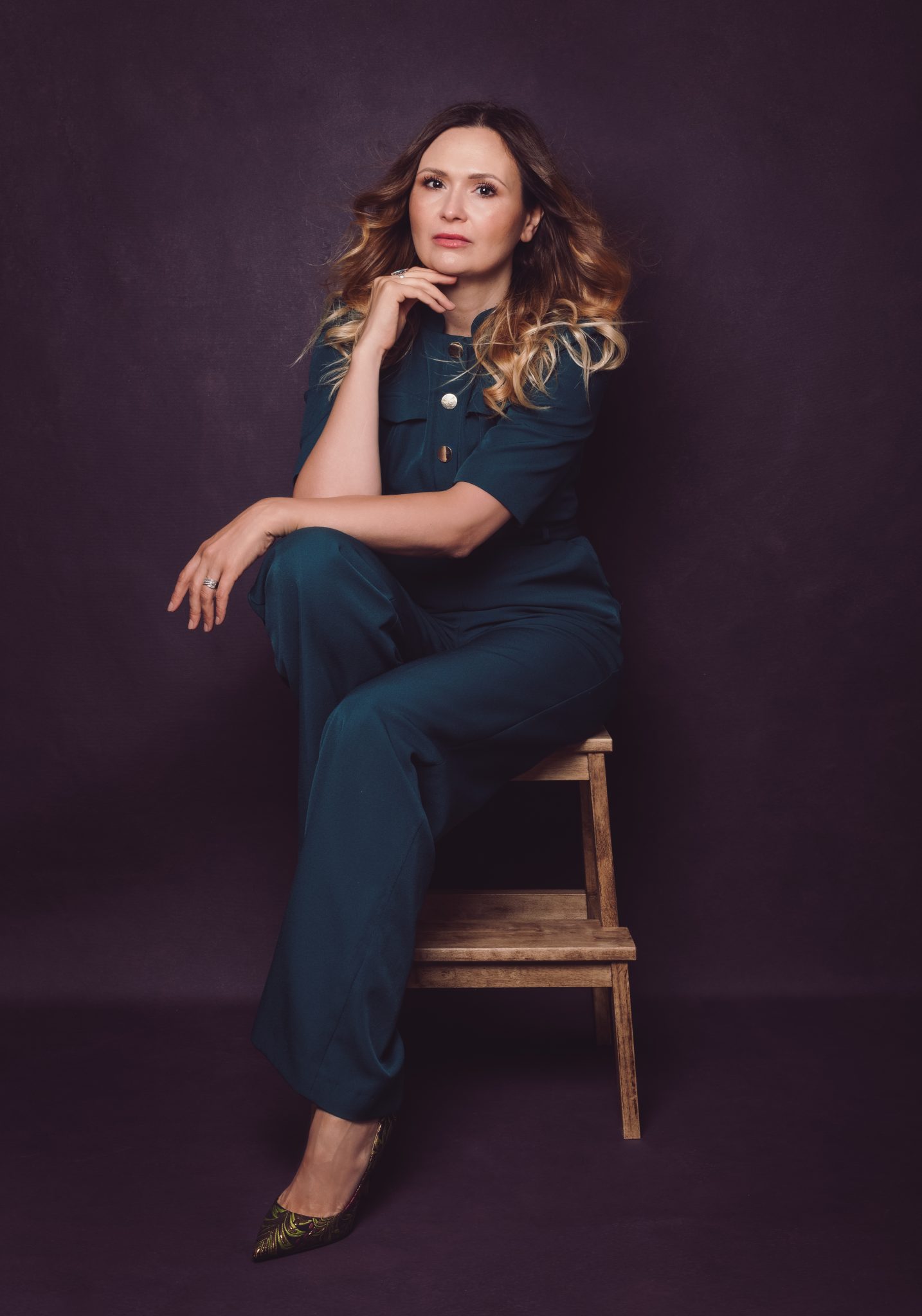 40 Over 40 Portrait Experience: Jules – Renata Clarke Portraits